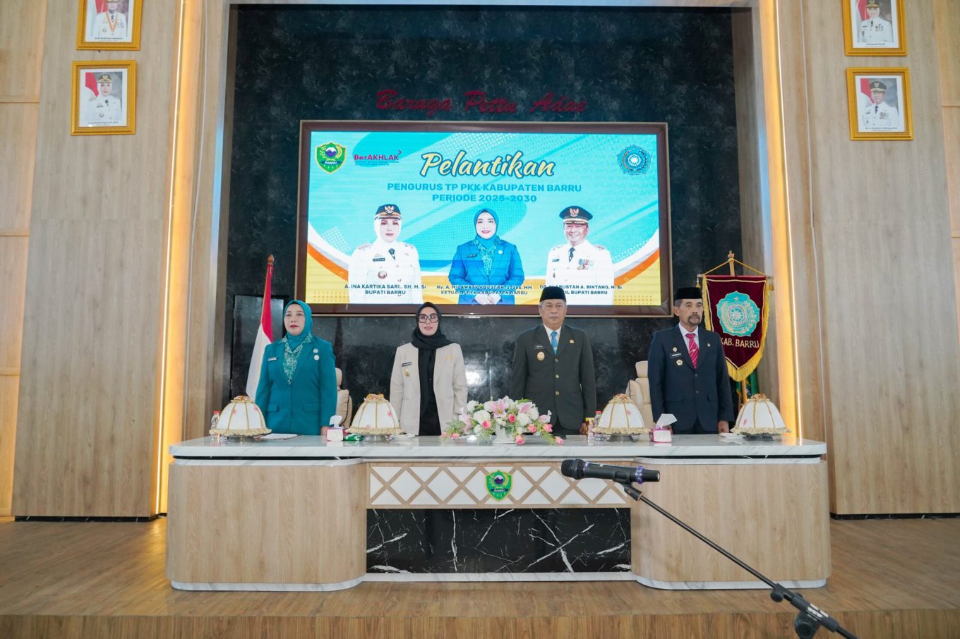 Bupati Barru Lantik Pengurus TP PKK, Bunda PAUD, dan Dekranasda Periode 2025–2030 - Lensa Merdeka